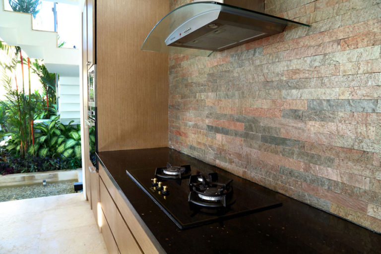 Projects | Bathroom, Kitchen, Floor | Mission Tile