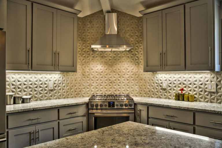 Projects | Bathroom, Kitchen, Floor | Mission Tile